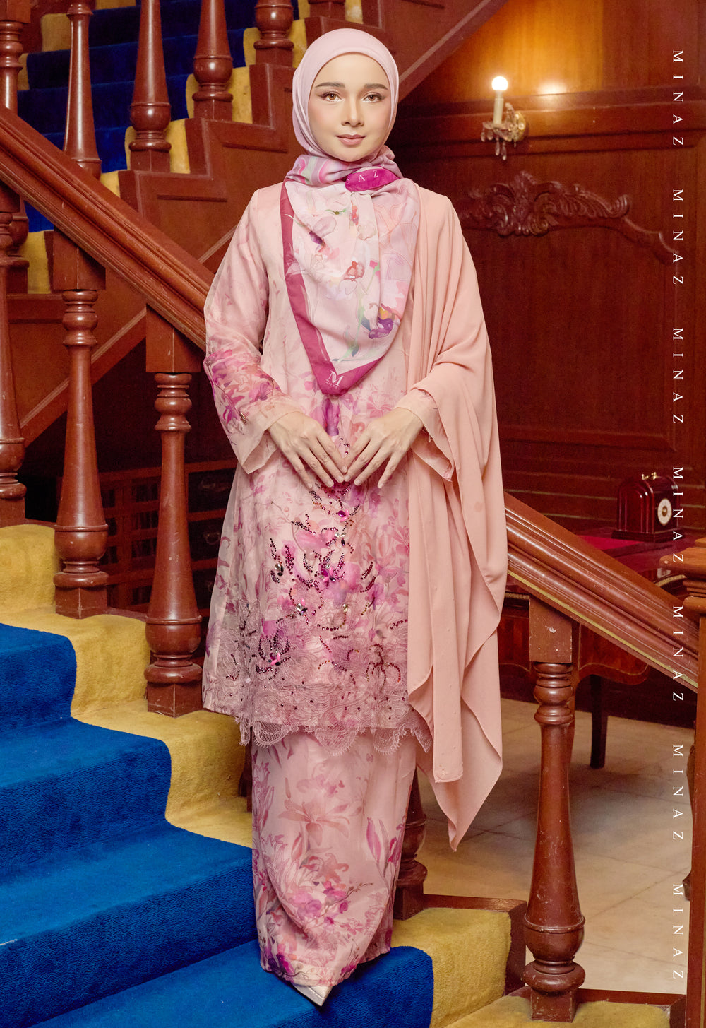 Women's Kurung